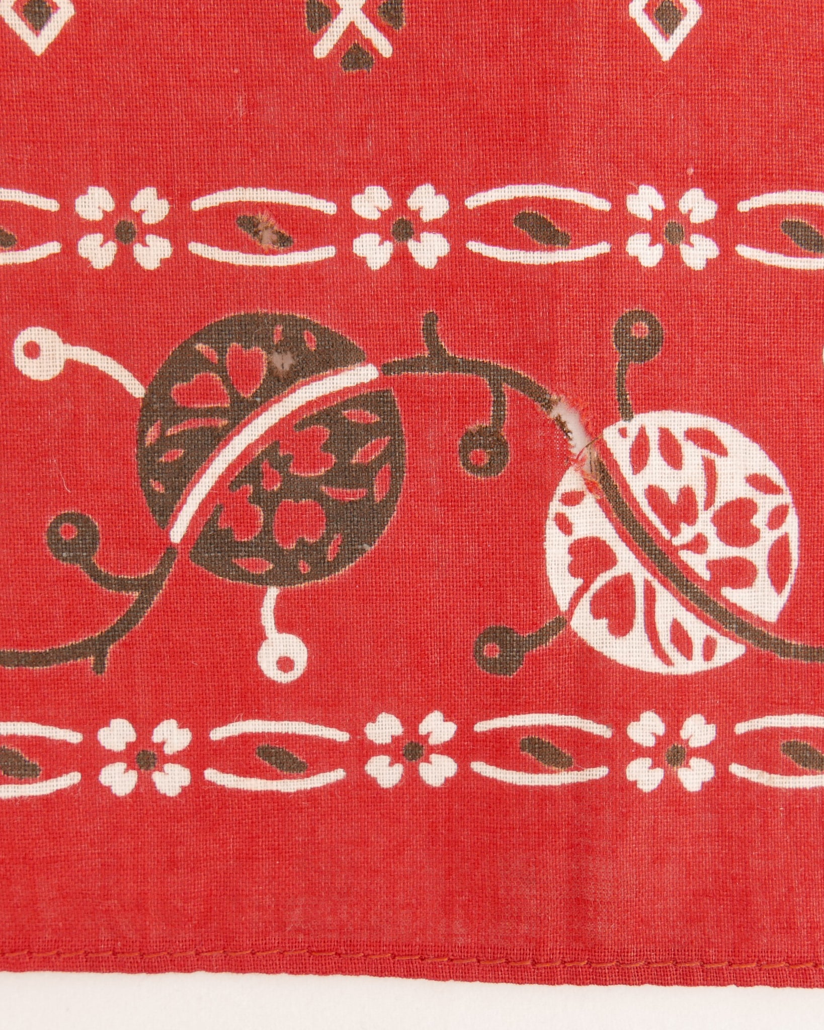 Red Trunk Down Bandana – Carny Couture